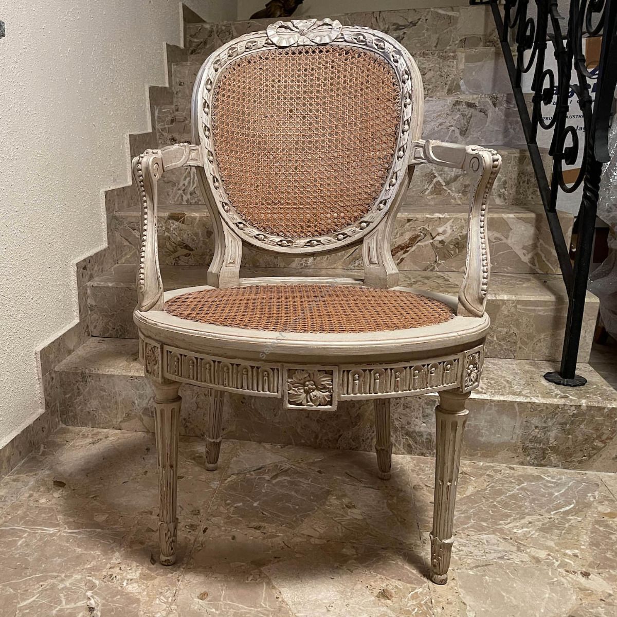 Buy Armchair Louis XVI Noeud reproduction model Online, price